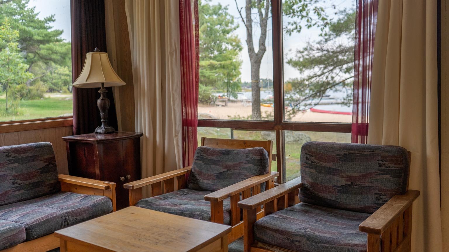 Sand Bay Resort - Lakefront Resorts